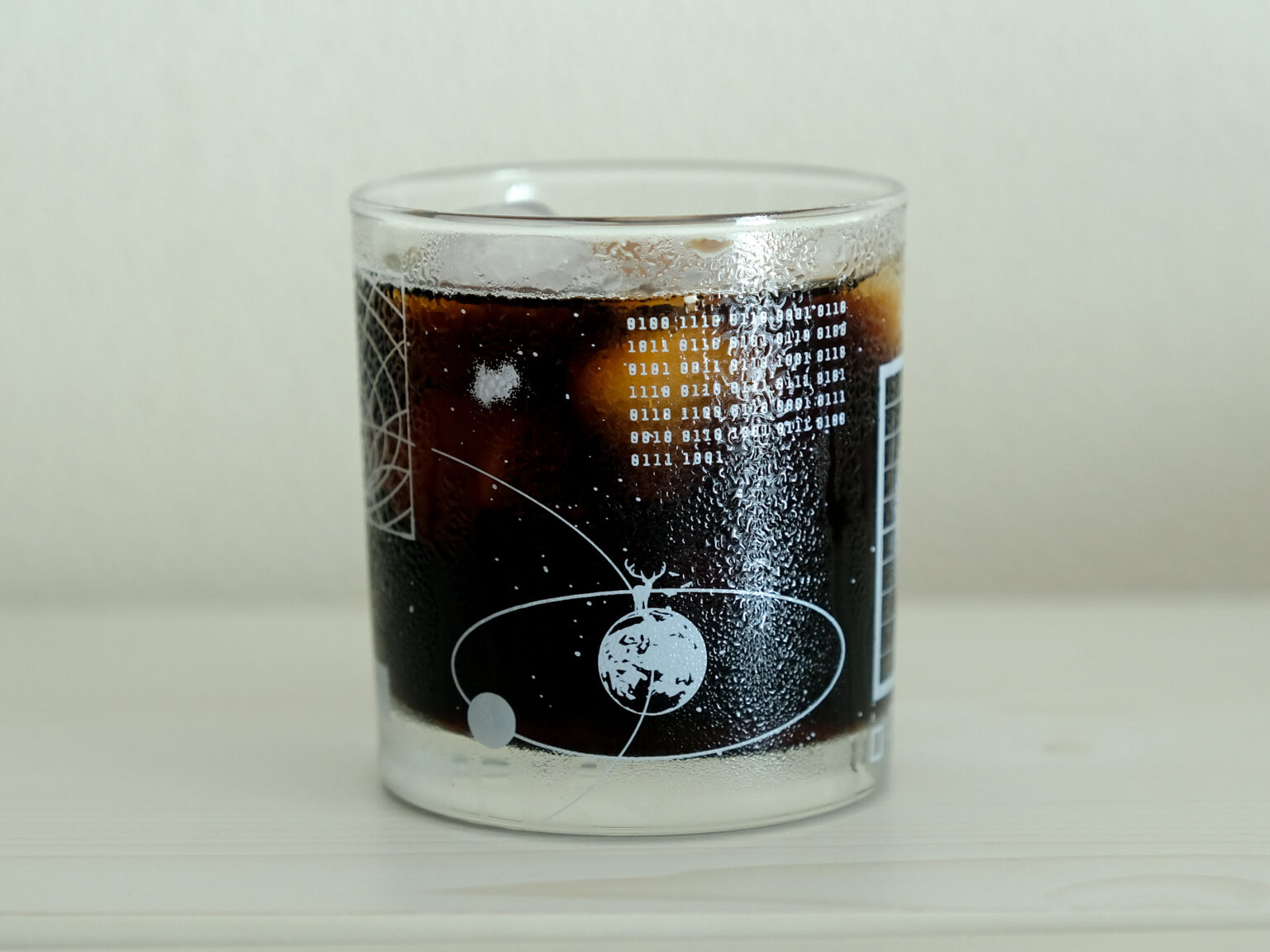 [グッズ発表]tacica Billboard Live “裸の特異点 2023” & 販売時間告知 / NEWS / tacica official site